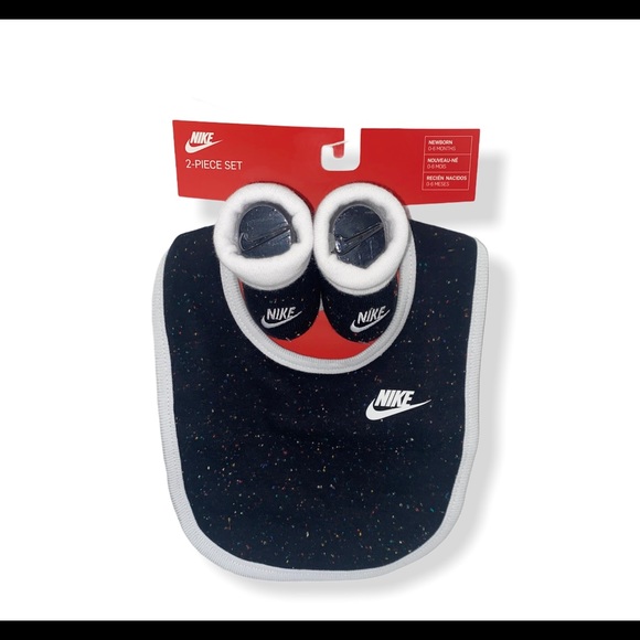 Nike | Accessories | Nwt Nike Bib Sock Set | Poshmark
